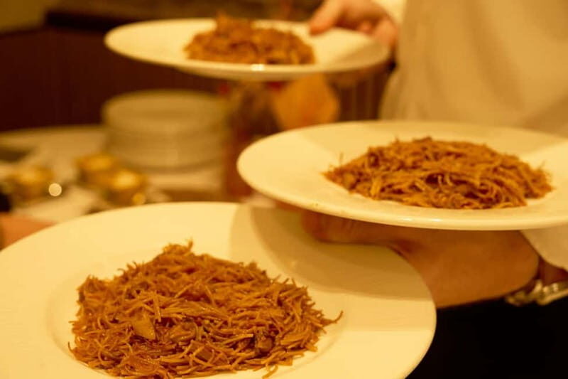 Barcelona: El Born Gourmet Food & Wine Small Group Tour - Key Points