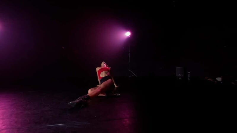 Barcelona: Eros Cabaret Show & Drinks in the Erotic Museum - Who Will Love This Experience?