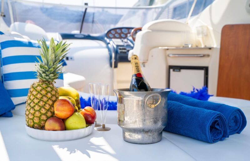 Barcelona: Exclusive Yatch tour with Drinks and Snacks - Barcelona: Exclusive Yacht Tour with Drinks and Snacks — A Practical, Authentic Look