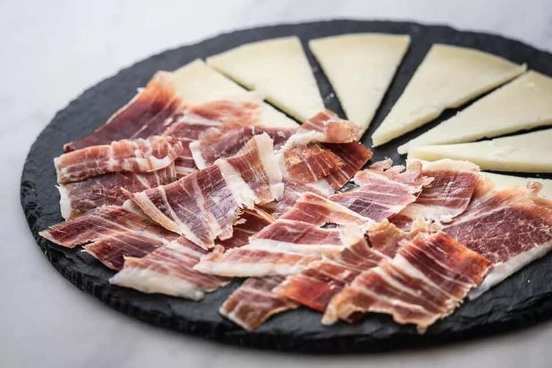 Barcelona: Flamenco, Tapas &Sangria - Authentic Experience or Tourist Trap?