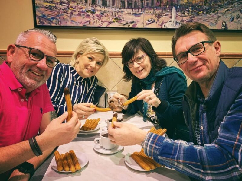 Barcelona: Foodie Walking Tour with Sagrada Familia Tickets - Why This Tour Works Well