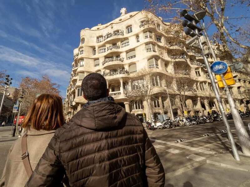 Barcelona: Gaudi Tapas & Wine Tasting Small Group Tour - What You Can Expect at Each Stop