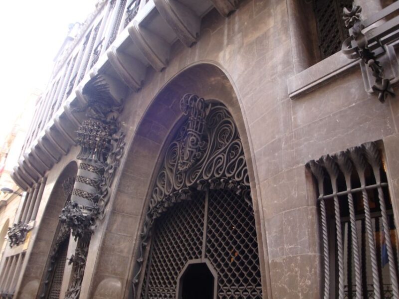 Barcelona: German City Tour from Gaudí's Perspective - Final Thoughts