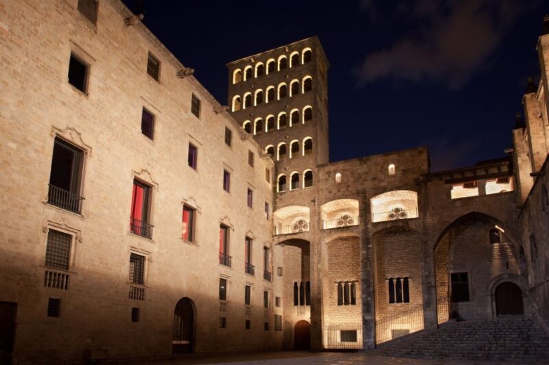 Barcelona: Gothic Quarter Guided Tour with Flamenco & Tapas - The Sum Up