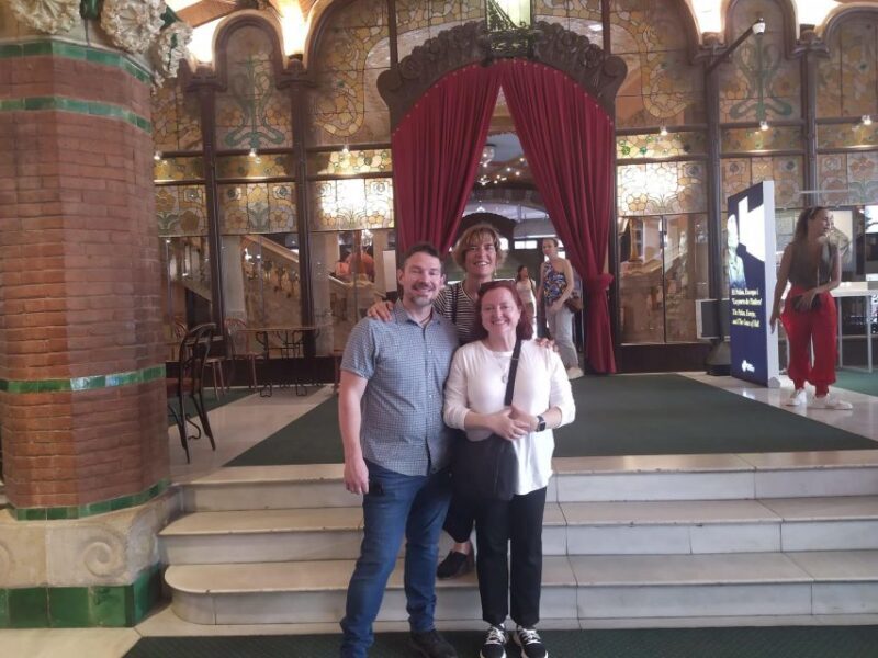 Barcelona: Gothic Quarter Legends Walking Tour with Tapas - Savoring the Flavors of Barcelona