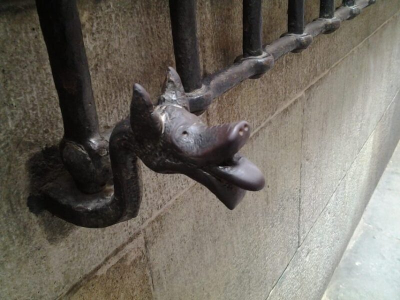 Barcelona: Gothic Quarter Legends Walking Tour with Tapas - Frequently Asked Questions