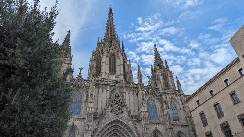 Barcelona: Gothic Quarter Walking Tour - Key Points