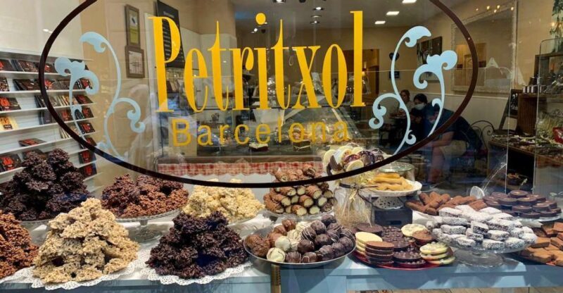 Barcelona: Gothic Quarter's Deepest Secrets Tour and Sangria - A Walking Tour That Brings History to Life