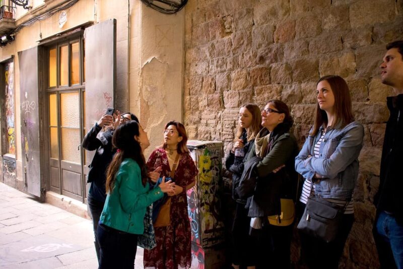 Barcelona: Gothic Quarter's Deepest Secrets Tour and Sangria - Practical Details and Value