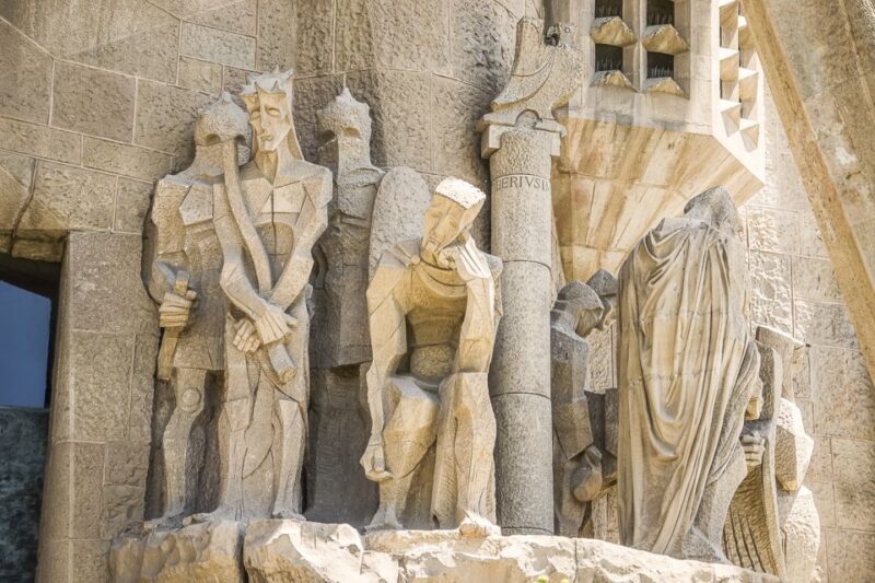 Barcelona: Guided Tour of Sagrada Familia - Introduction