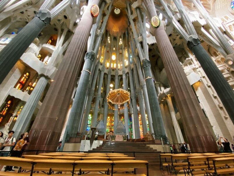 Barcelona: Guided Tour of Sagrada Familia - Booking, Logistics, and Practical Tips