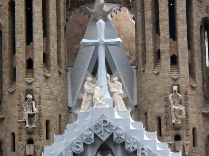Barcelona: Guided Tour of the Sagrada Familia Skip the Line - Discover the Sagrada Familia: A Guided Tour Worth Your Time in Barcelona