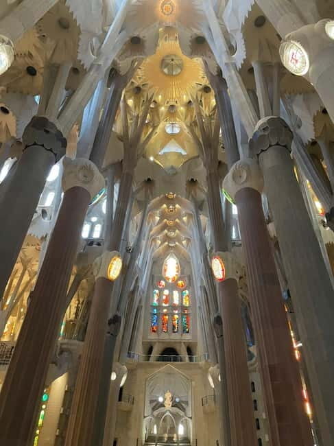 Barcelona: Guided Tour of the Sagrada Familia Skip the Line - Key Points