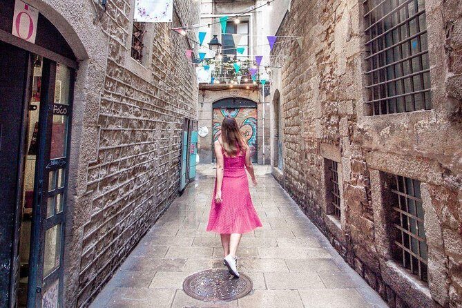 Barcelona Hidden Treasuers : Barrio Gotico City Tour in German - Practical Details: What You Need to Know
