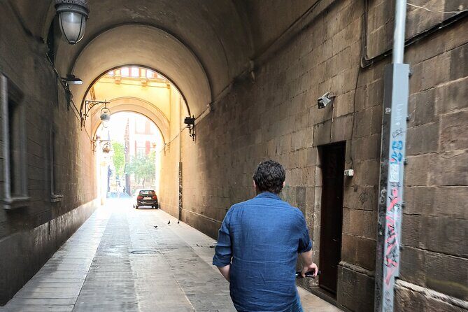 Barcelona highlights bike tour - Barri Gòtic (Gothic Quarter)