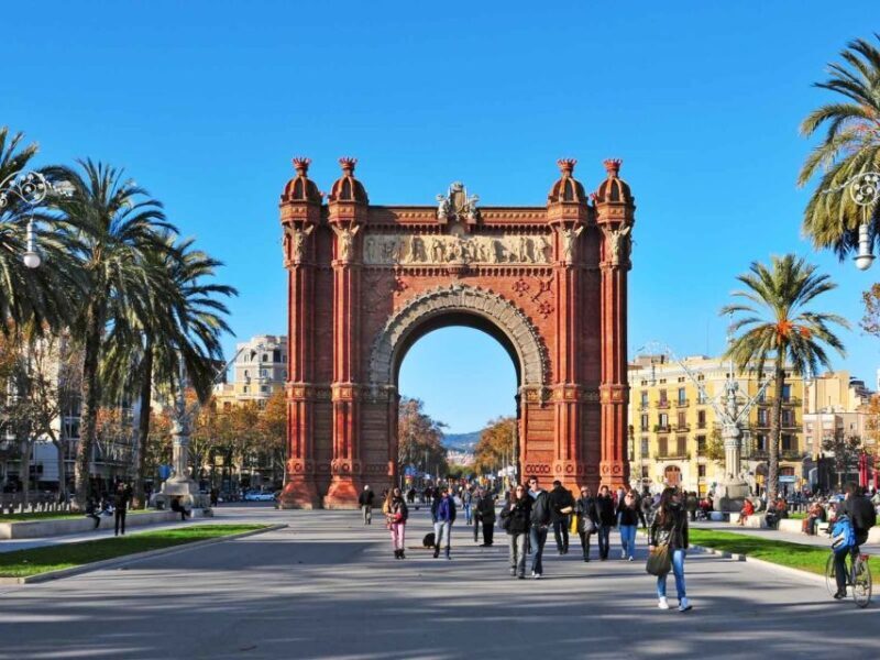 Barcelona Highlights Small Group Half-Day Tour with Pickup - FAQ