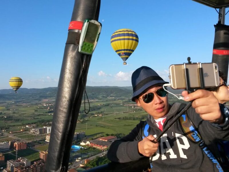 Barcelona: Hot Air Balloon Ride with Optional Transportation - Practical Details and Tips