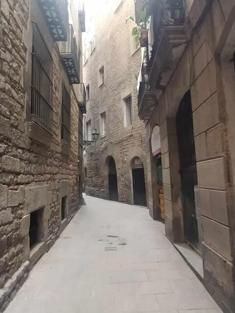 Barcelona: Jewish Tour by a Jewish guide - Who Will Benefit Most?