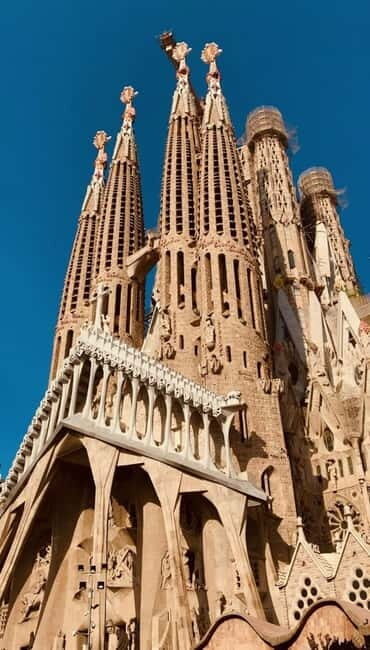 Barcelona: La Sagrada Familia Fast-Track Guided Tour - The Experience from Reviewers