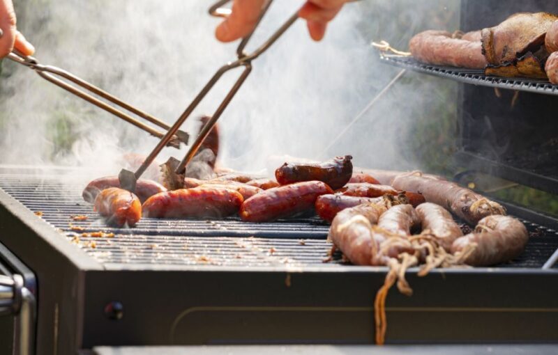 Barcelona: Market, Tasty Tapas/Food and Gothic History Tour - Key Points