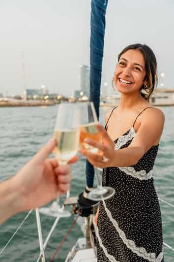 Barcelona: Marriage Proposal Boat Trip - FAQ Section