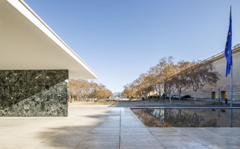 Barcelona: Mies van der Rohe Pavilion Ticket and Audio Guide - Introducing the Mies van der Rohe Pavilion in Barcelona