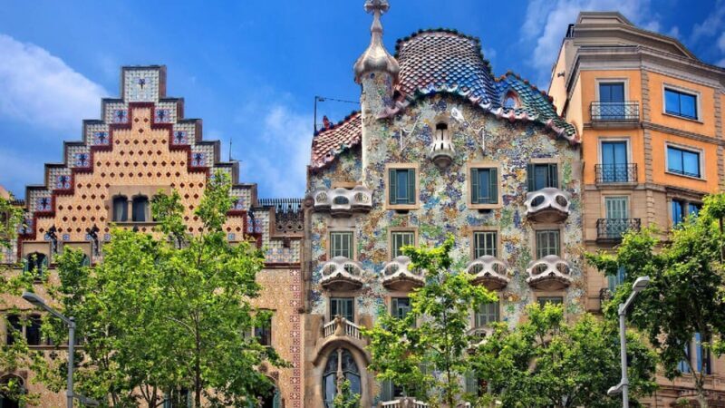 Barcelona: Modernism Gaudi Architectural Walking Tour - Introduction