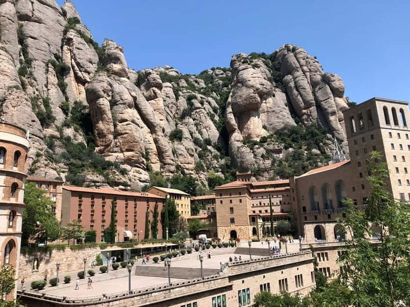 Barcelona: Montserrat Tour with Transport & Basilica Option - Key Points