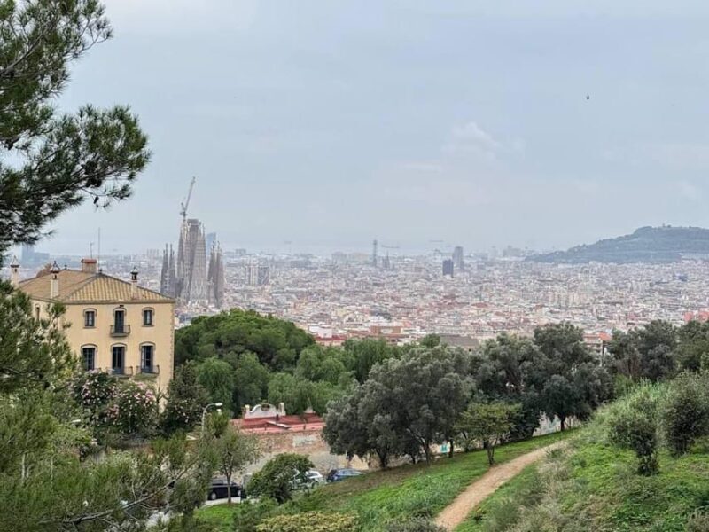 Barcelona: Mysteries and Legends Night Tour - Key Points