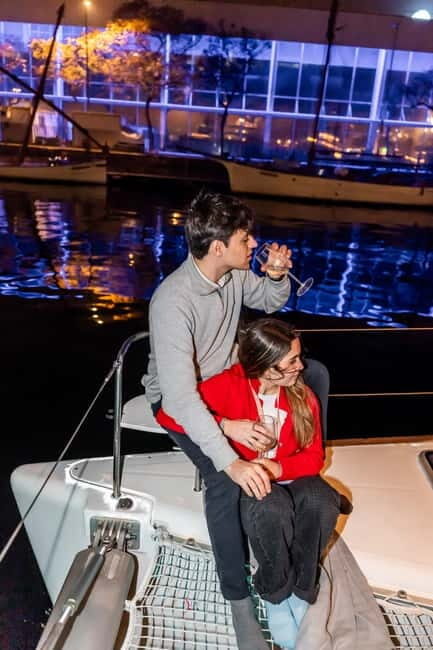 Barcelona: Night Cruise with Live Saxophone & Drink - Why the Views Matter