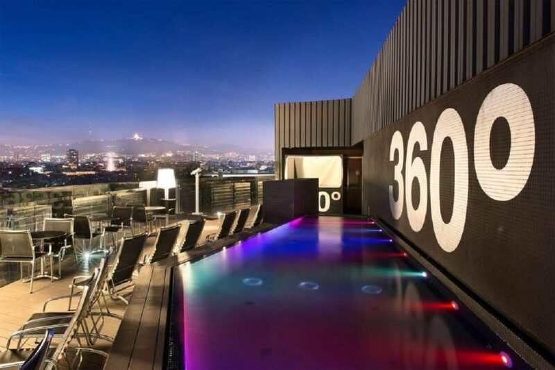 Barcelona: Night Walking Tour in the Heart of the Movida - A Deep Dive into the Experience