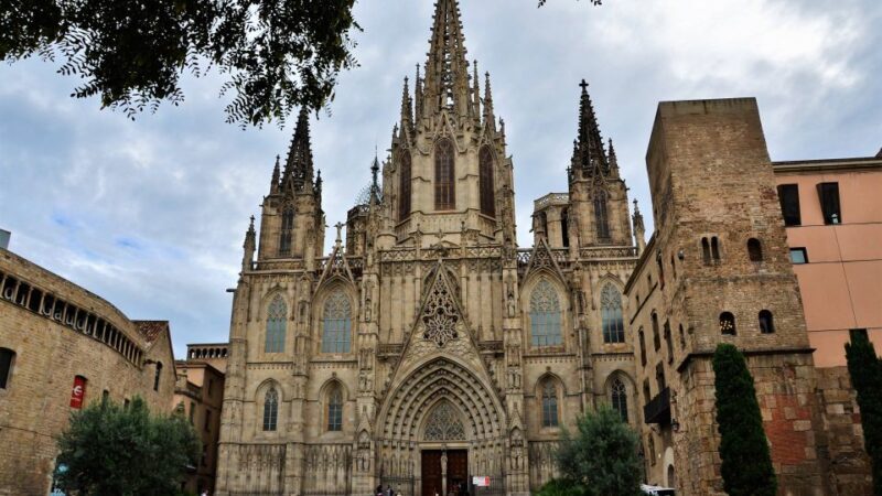 Barcelona: Old Town and Gothic Quarter Walking Tour - In-Depth Look at the Itinerary