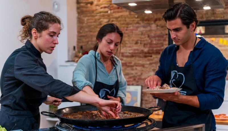 Barcelona: Paella Cooking Class with Sangria & Cava Tasting - Overview of the Experience