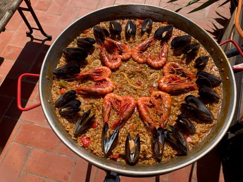 Barcelona: Paella Seafood Master Cooking Class with Sangria - Why Travelers Love This Tour