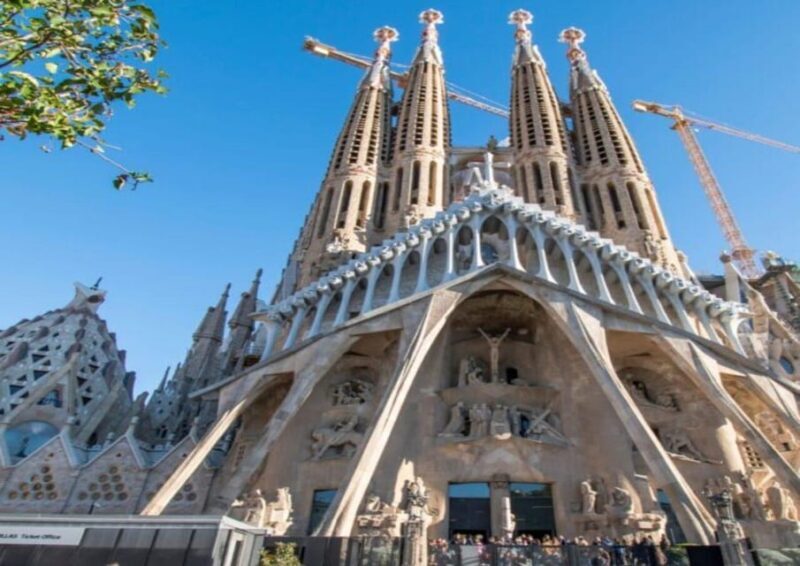 Barcelona: Panoramic Tour by car - What Travelers Say