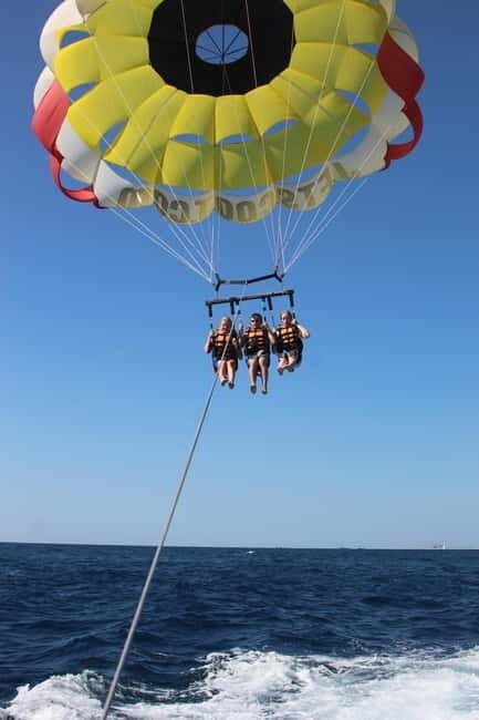 Barcelona: Parasailing magic flight and views above the sea - Weighing the Pros and Cons
