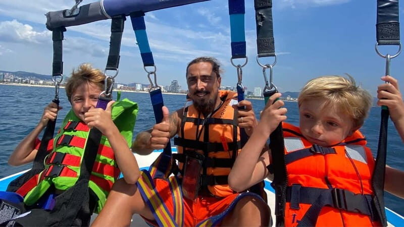 Barcelona: Parasailing with panoramic views over the sea - Itinerary Breakdown