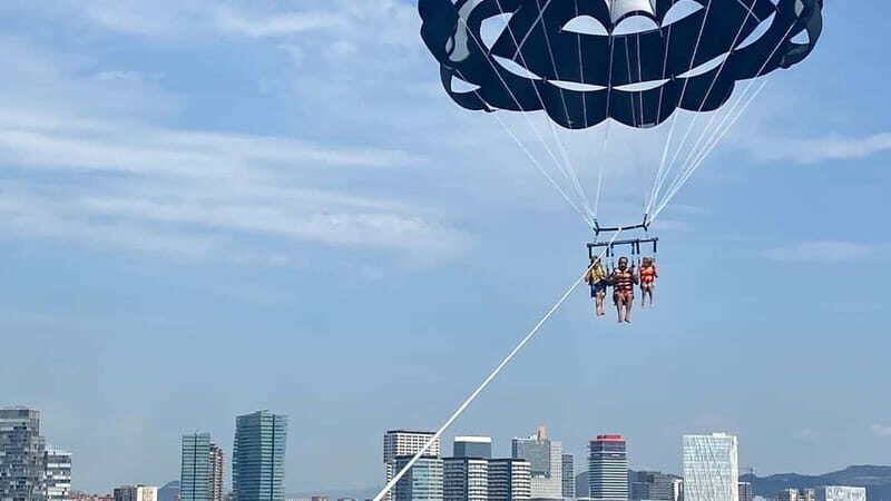 Barcelona: Parasailing with panoramic views over the sea - FAQs