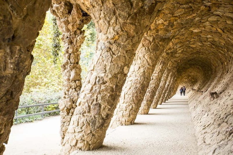 Barcelona: Park Güell Guided Tour with Skip-the-line Entry - Practical Tips for Your Visit