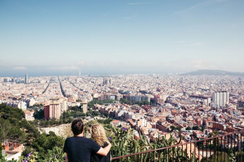 Barcelona: Personal Travel & Vacation Photographer - Key Points