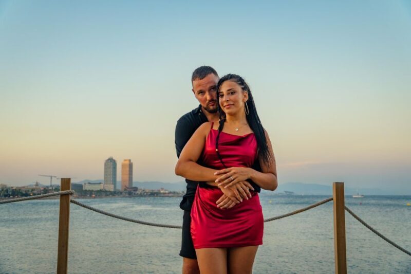 Barcelona Photo Experience: famous landmarks or the beach! - An Authentic and Stylish Way to Remember Barcelona