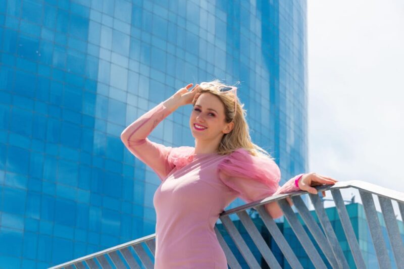 Barcelona Photo Experience: famous landmarks or the beach! - What to Expect During the Photoshoot