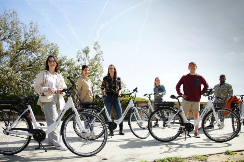 Barcelona Photo Highlights 4h Small Group eBike Tour - Olympic Port to Barceloneta Beach