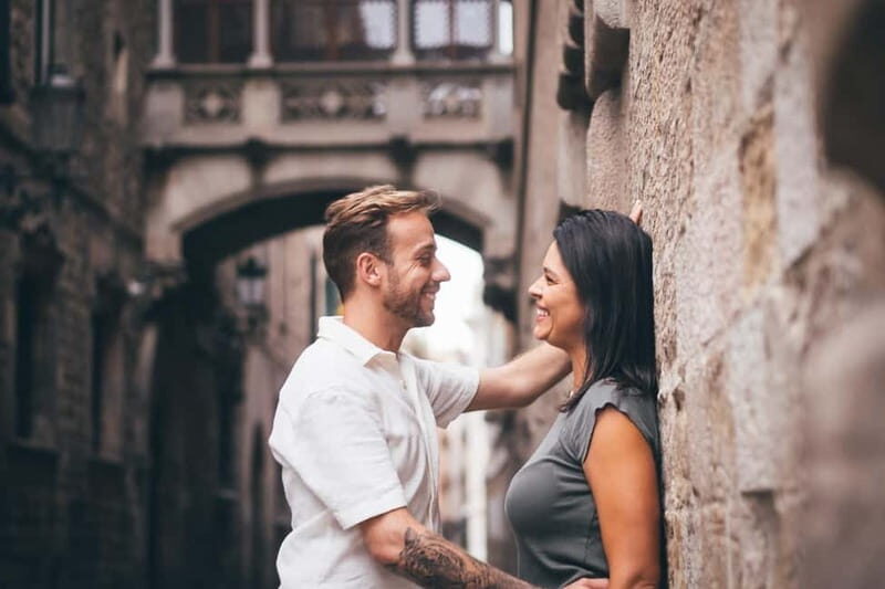 Barcelona: Photo Shoot Tour in El Gothico - Value and Price Analysis