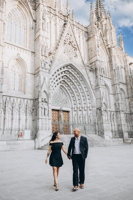 Barcelona: Photoshoot Tour Old Town, Gothic Quarter - Deep Dive into the Itinerary