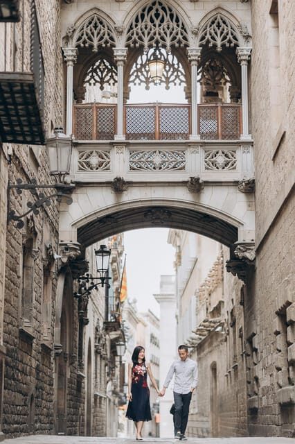 Barcelona: Photoshoot Tour Old Town, Gothic Quarter - What Travelers Are Saying