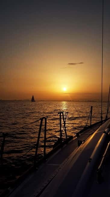 Barcelona: Premium Shared Sunset Cruise (Drinks & Snacks) - Discovering the Experience: What You Can Expect on the Sunset Cruise