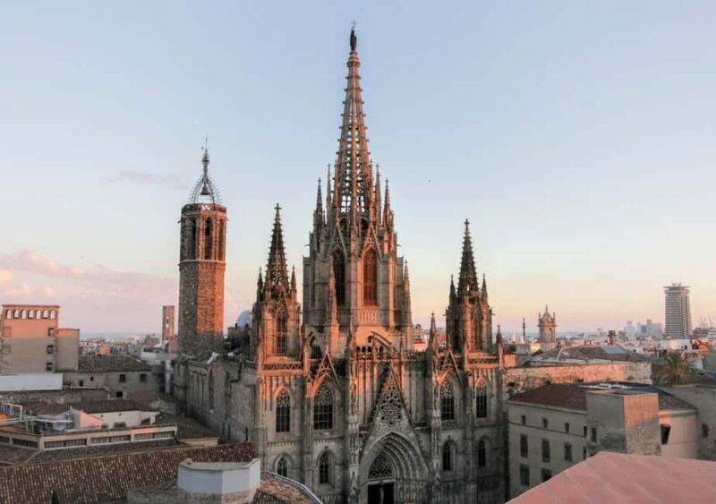 Barcelona: Private Cathedral Tour with Rooftop Access - A Closer Look at the Tour Experience