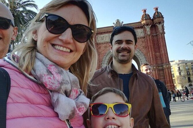 Barcelona : Private Custom Walking Tour with A Guide (Private) - What Does the Tour Include?