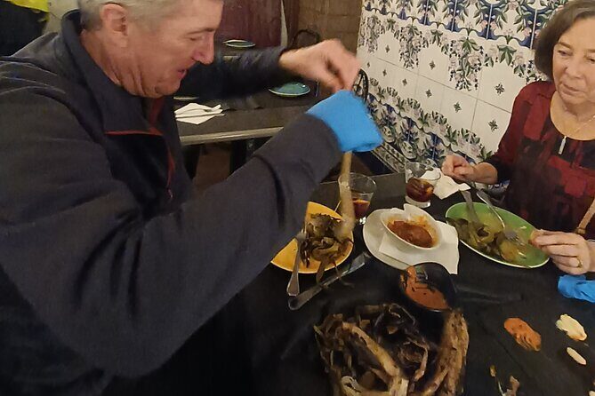 Barcelona private food tour: tailored tour area & tapas - Who Should Consider This Tour?